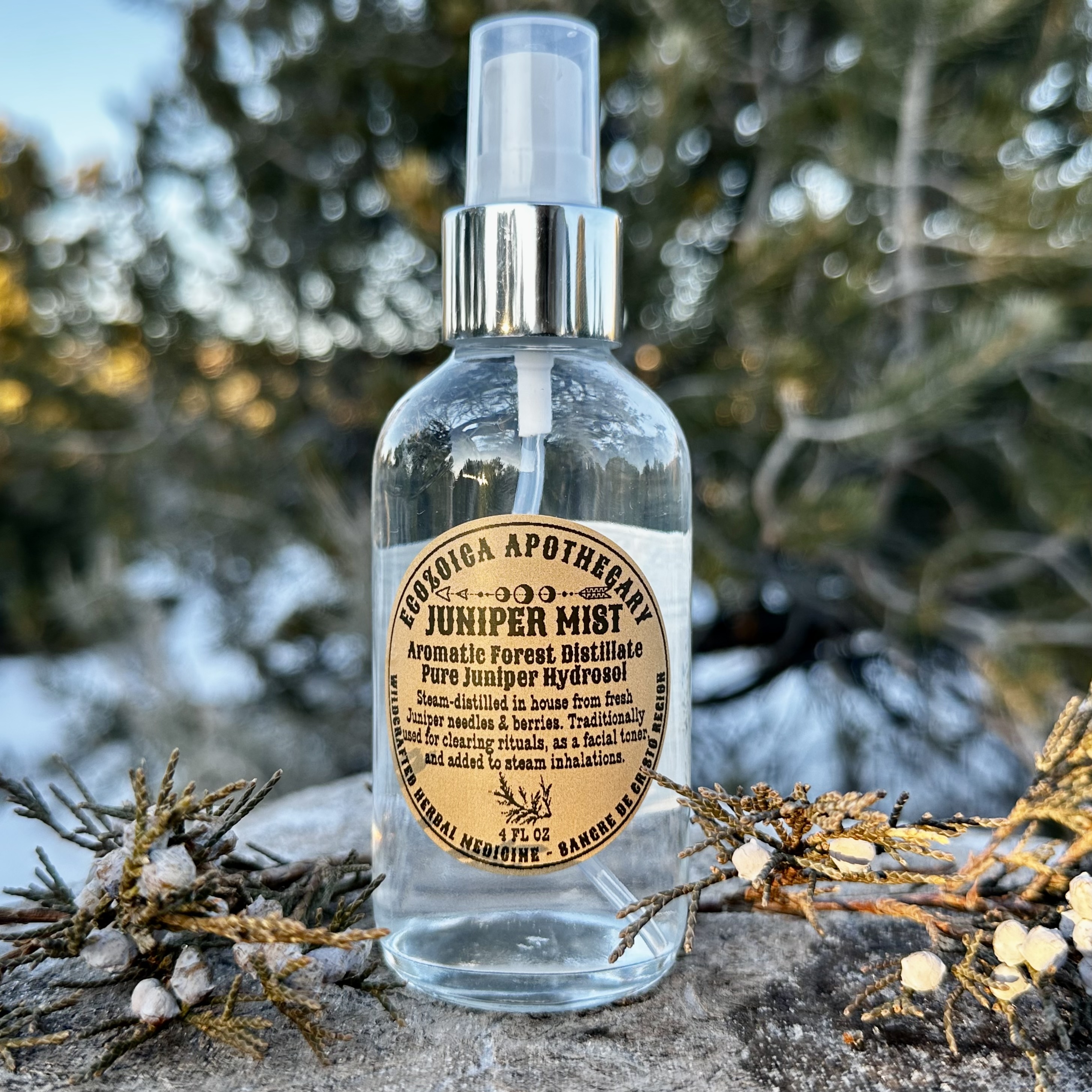 Hydrosols Explained: Uses, History & Small‑Batch Herbal Distillates